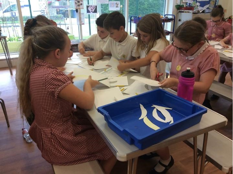 Launton Church of England Primary School - Going bananas for Fairtrade