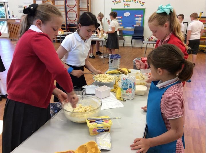 Launton Church of England Primary School - Going bananas for Fairtrade