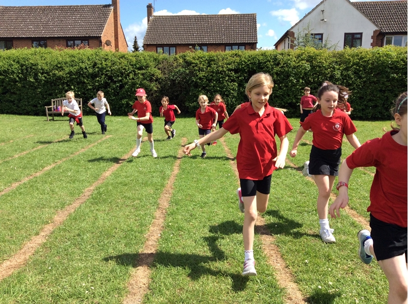 Launton Church of England Primary School - P.E - Athletics